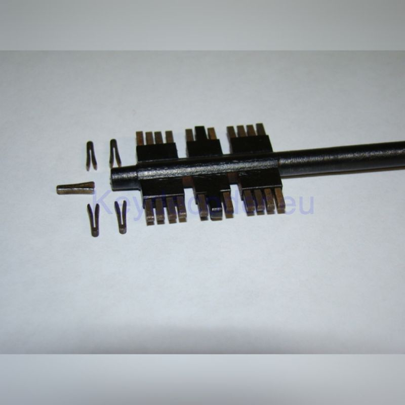 Lockpick Border 4-1+1-4 with locking swaybolt - Keydecoder