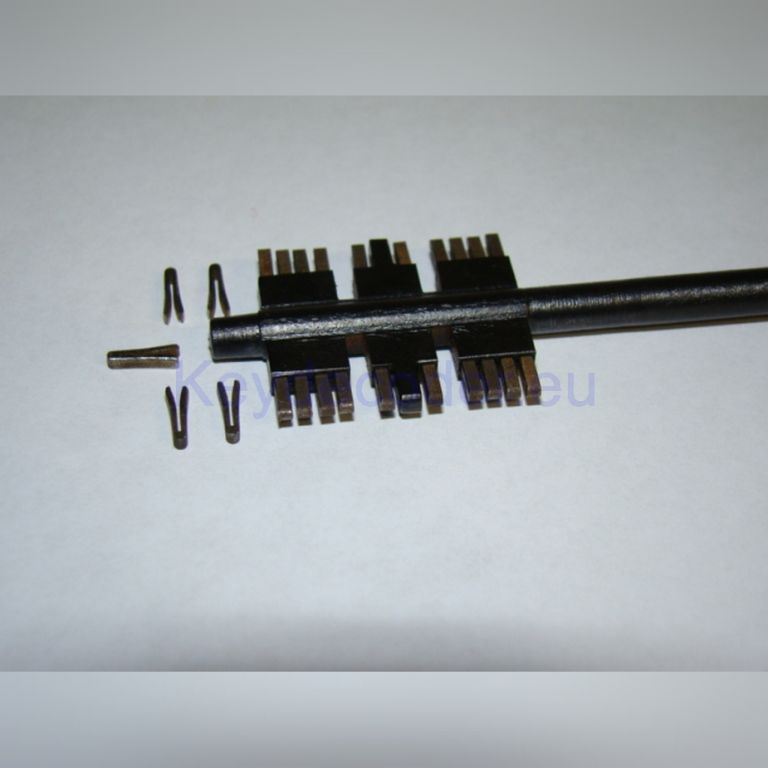 Lockpick Border 4-1+1-4 with locking swaybolt - Keydecoder