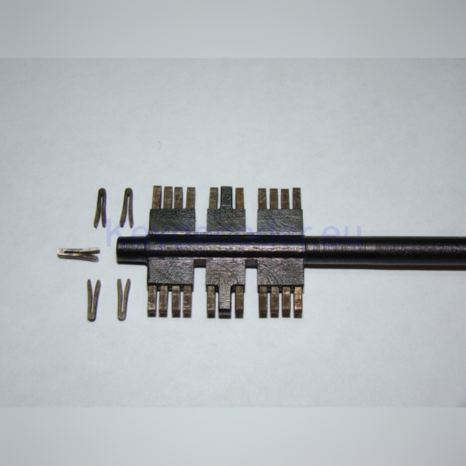 Lockpick Border 4-1+1-4 with locking swaybolt - Keydecoder